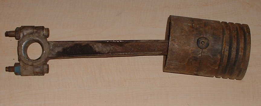 Help ID the piston and rod | Smokstak® Antique Engine Community*